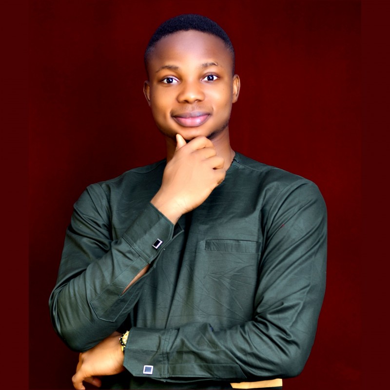 Bayode Ayokunlemi on Selar