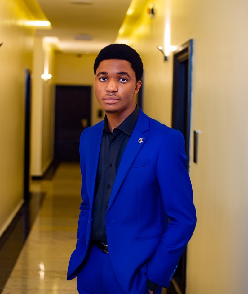 Daniel Sampson on Selar