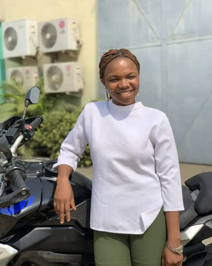 Agnes Anna David on Selar