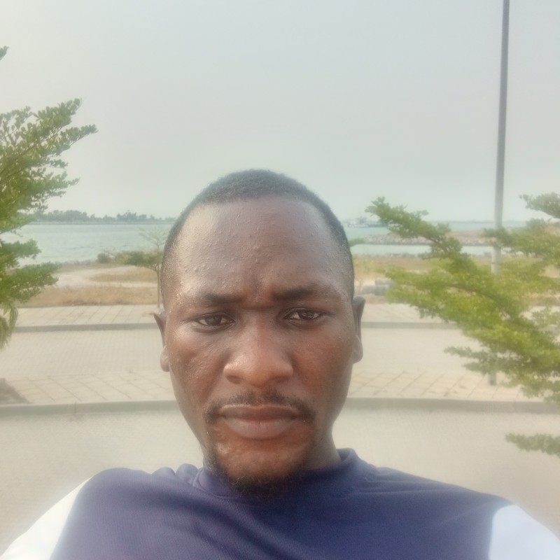 Akenroye olaniyi seyi on Selar