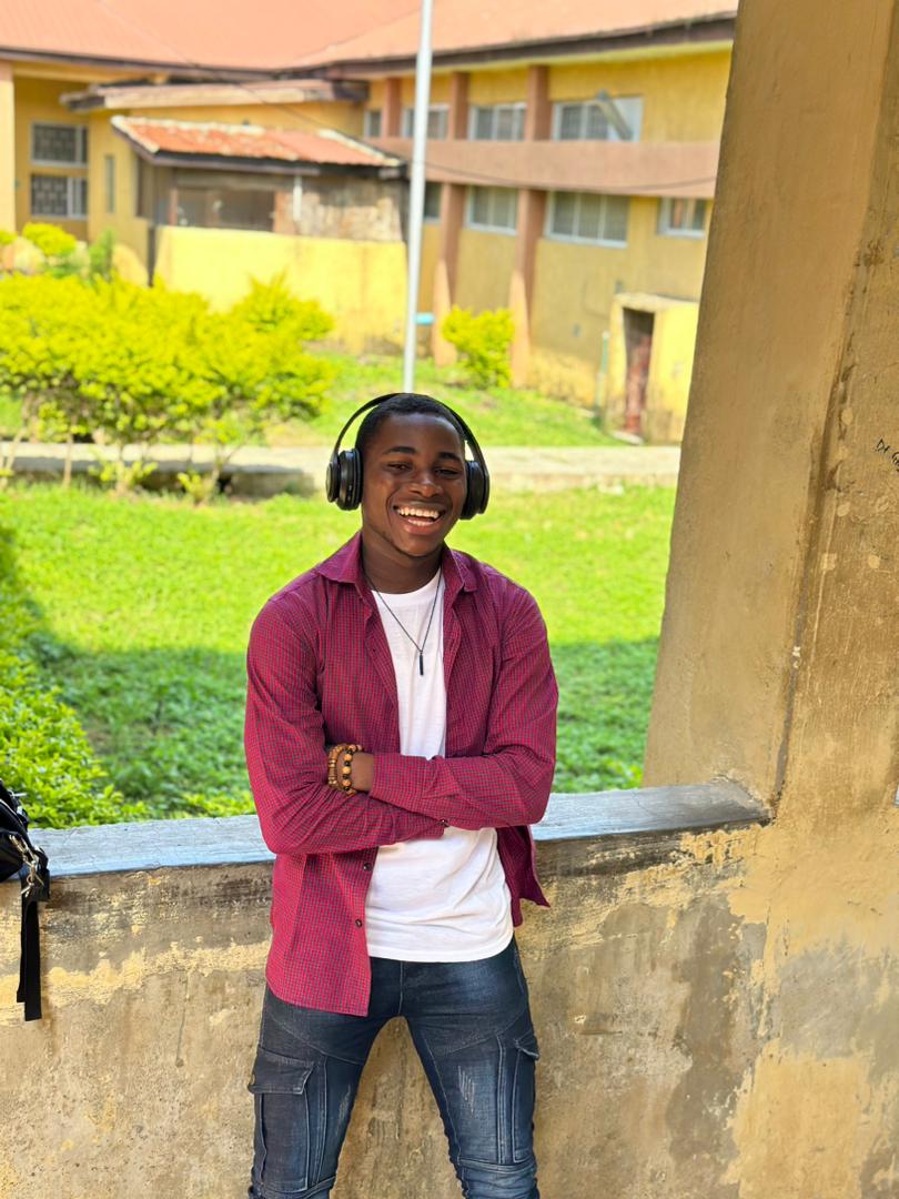 Audu HUSSEINI on Selar