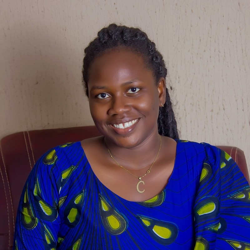 Comfort Omolola on Selar