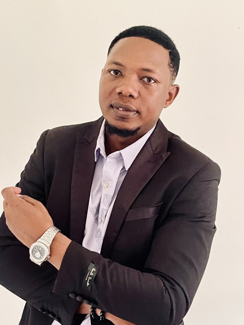 Elisha Chuma on Selar