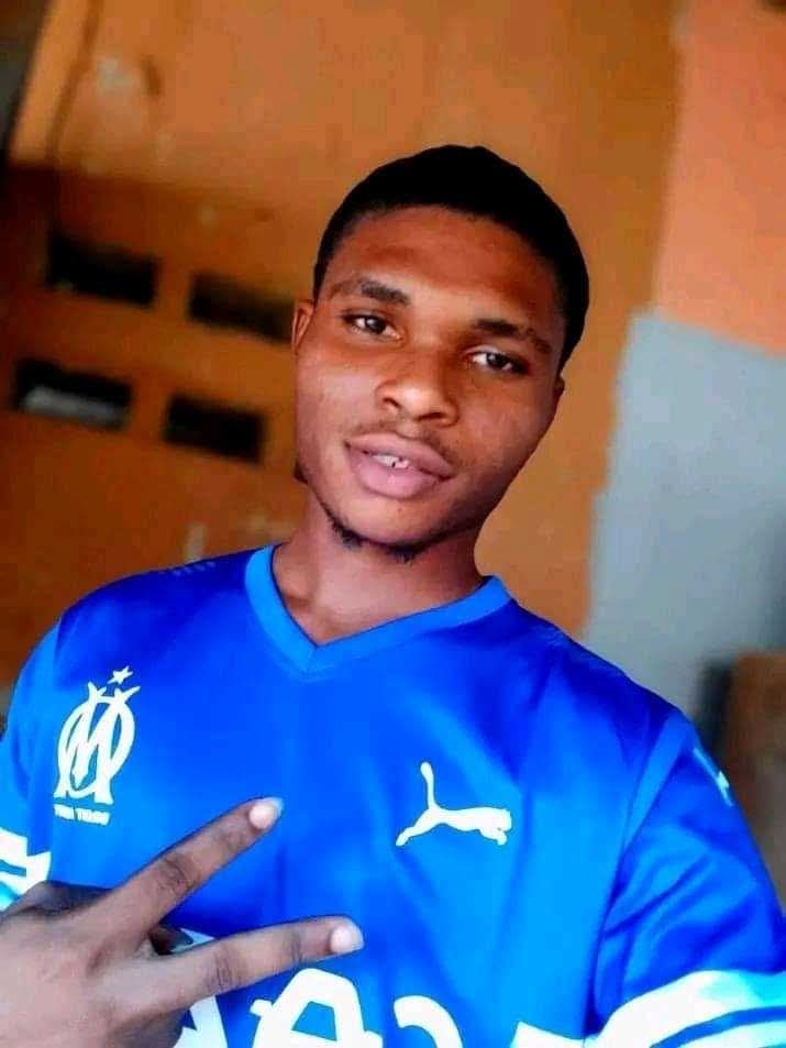 Show Love to Emmanuel Daniel on Selar - Selar