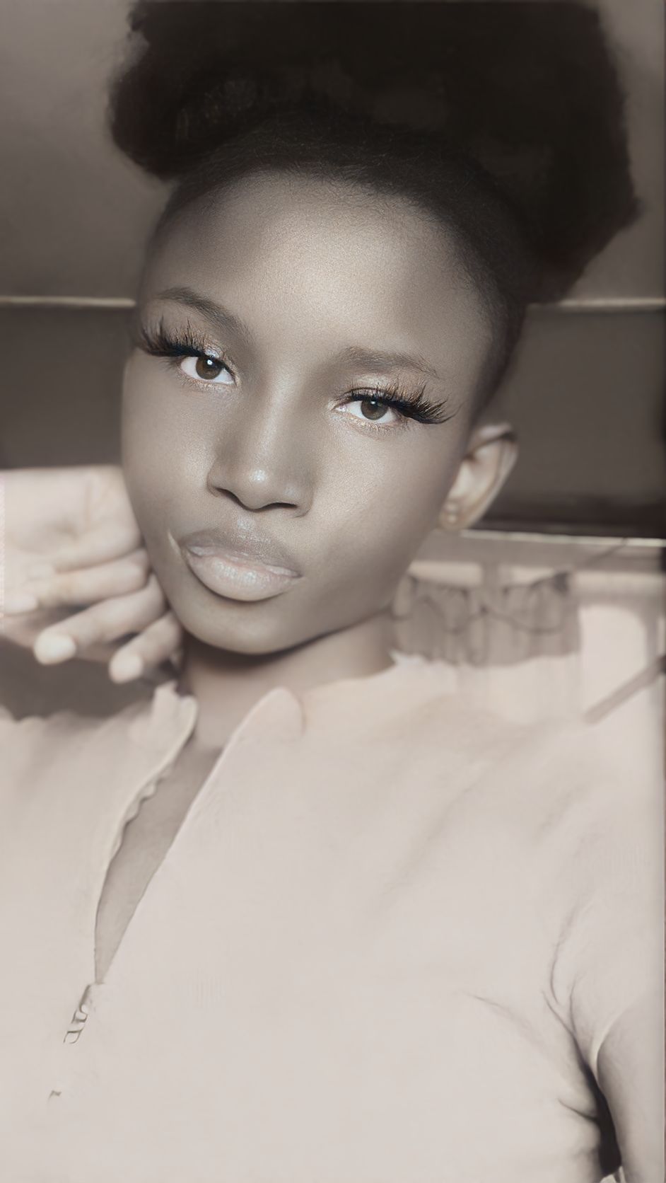 Esther Baso on Selar