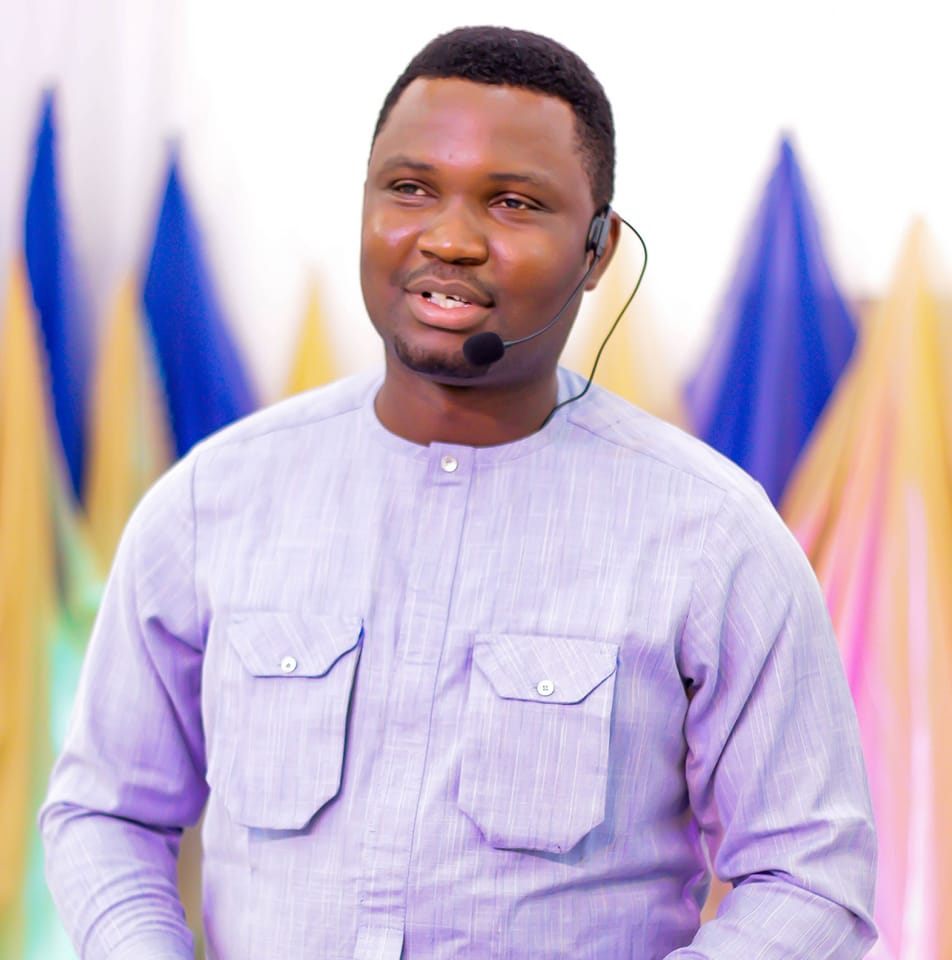 Francis Olorunyomi on Selar