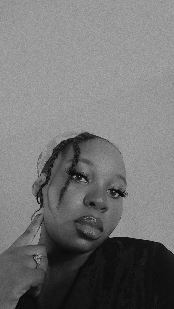 Janet James on Selar