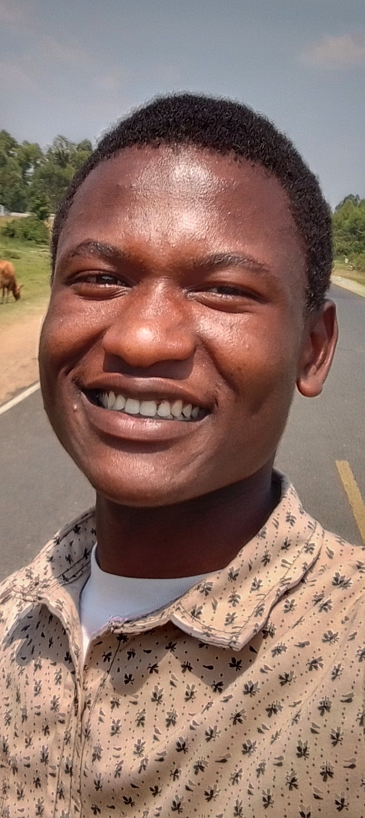 Justus Klein on Selar