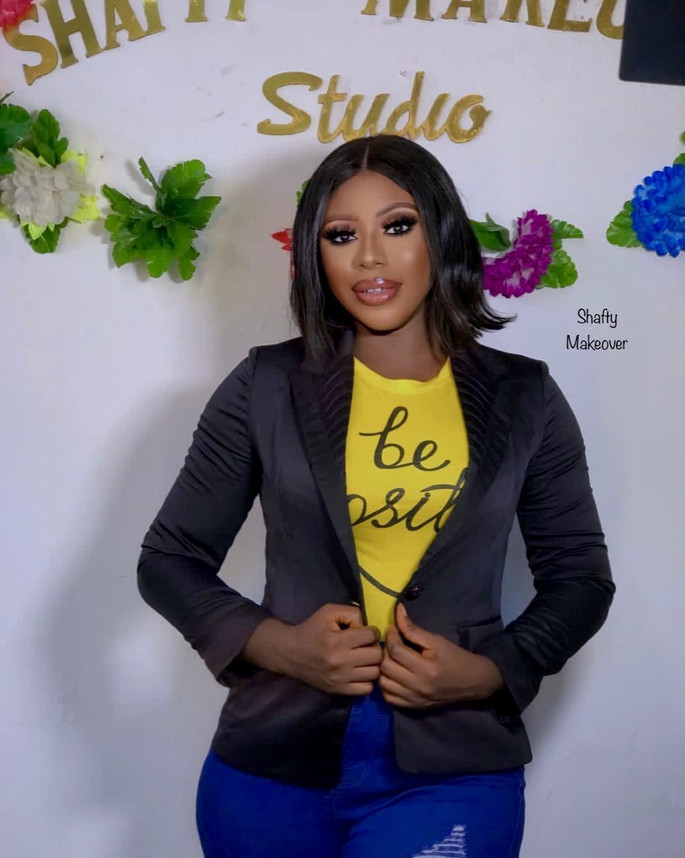 Keren ayuba on Selar