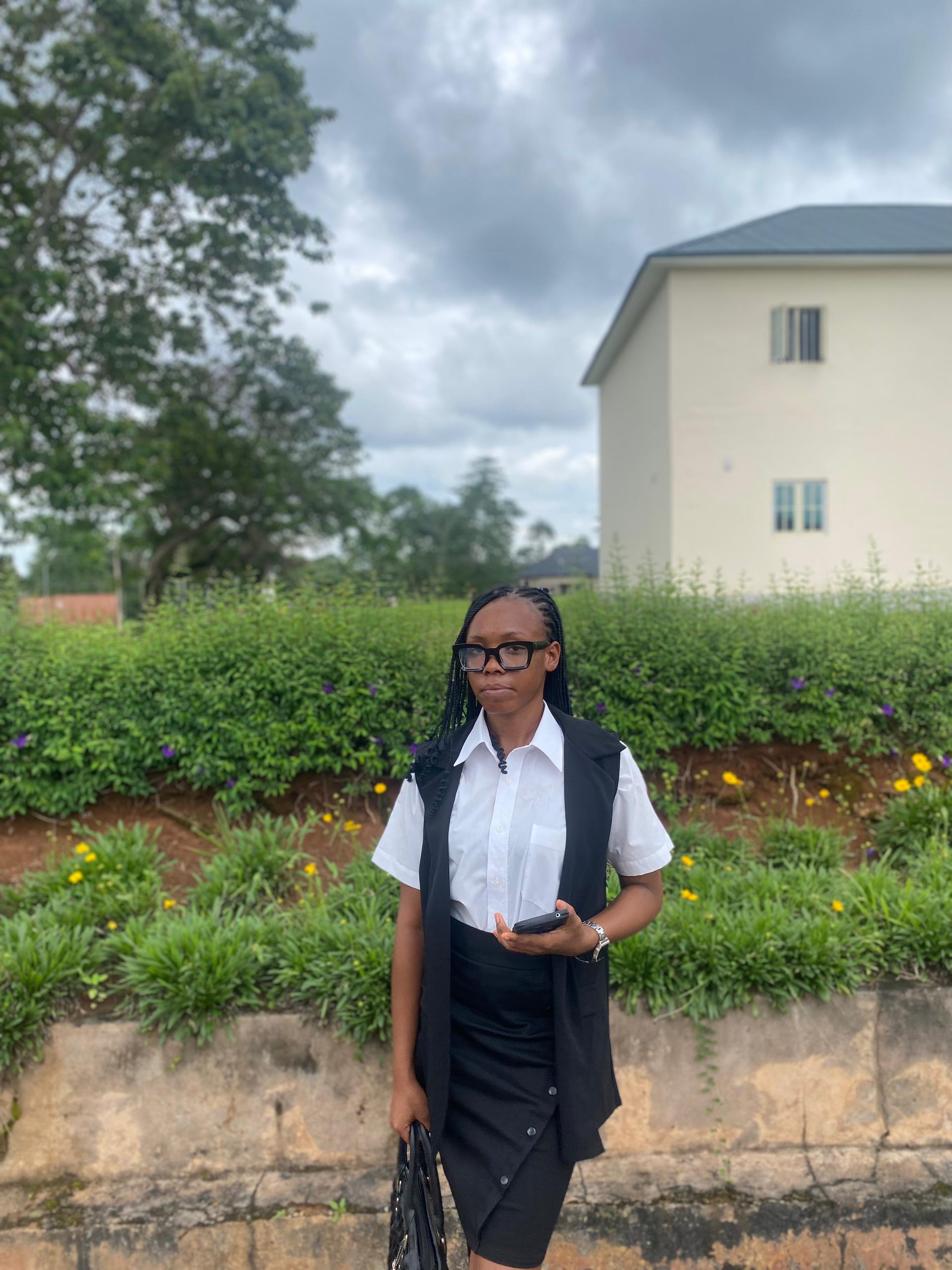 Show Love to Shelly on Selar - Selar