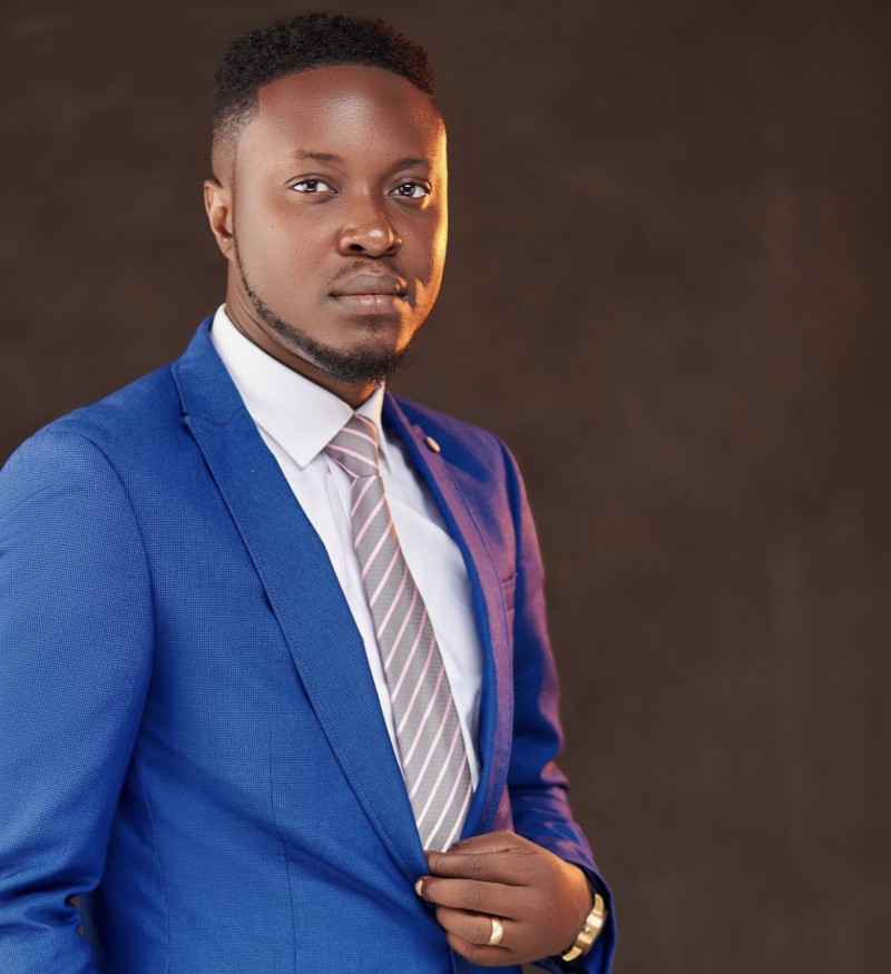 Philip Olubakin on Selar