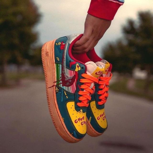 Show Love to SAMSHI on Selar - Selar