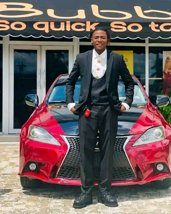 Show Love to Sunday NUMMI on Selar - Selar