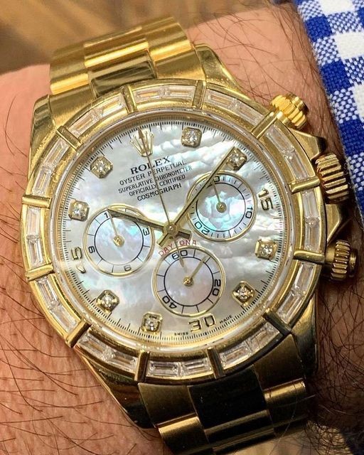 Show Love to WC.watch company China on Selar - Selar