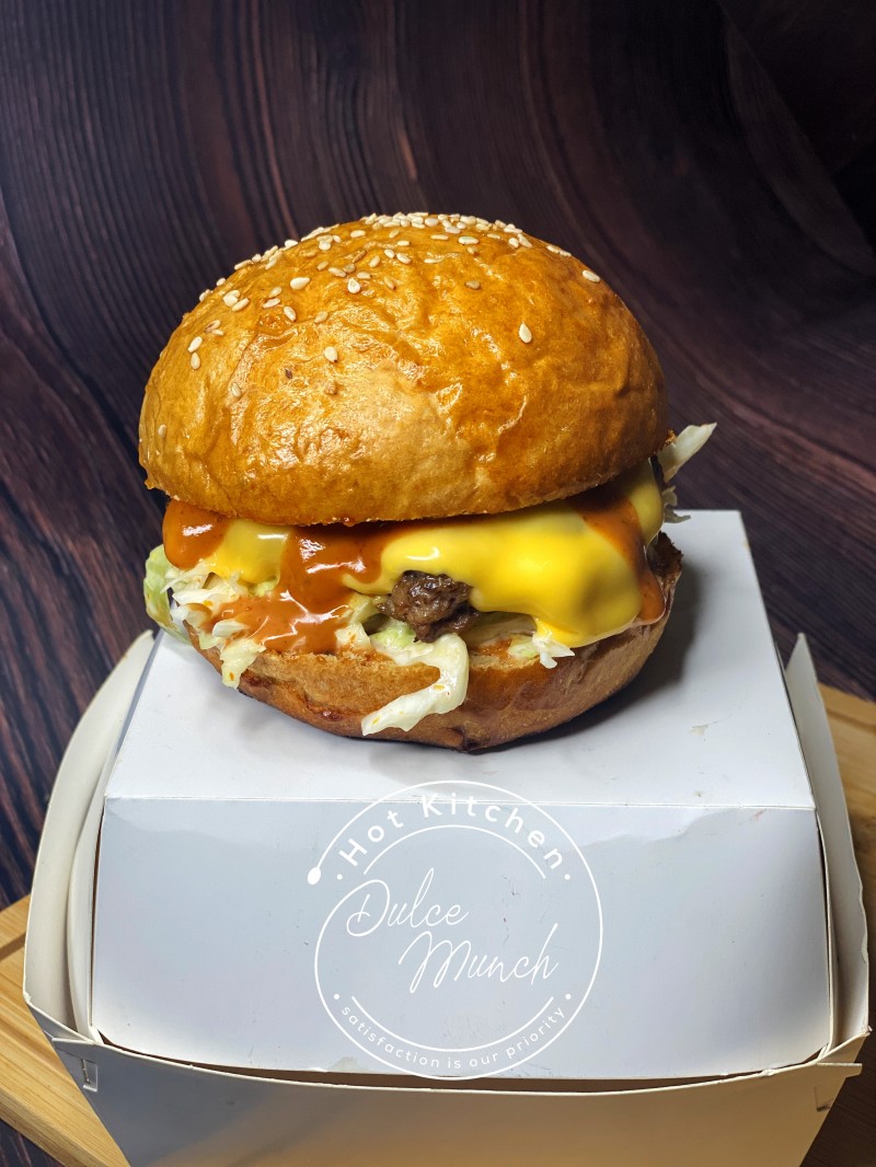 Buy Beef Burger Original by Dulce Munch on Selar