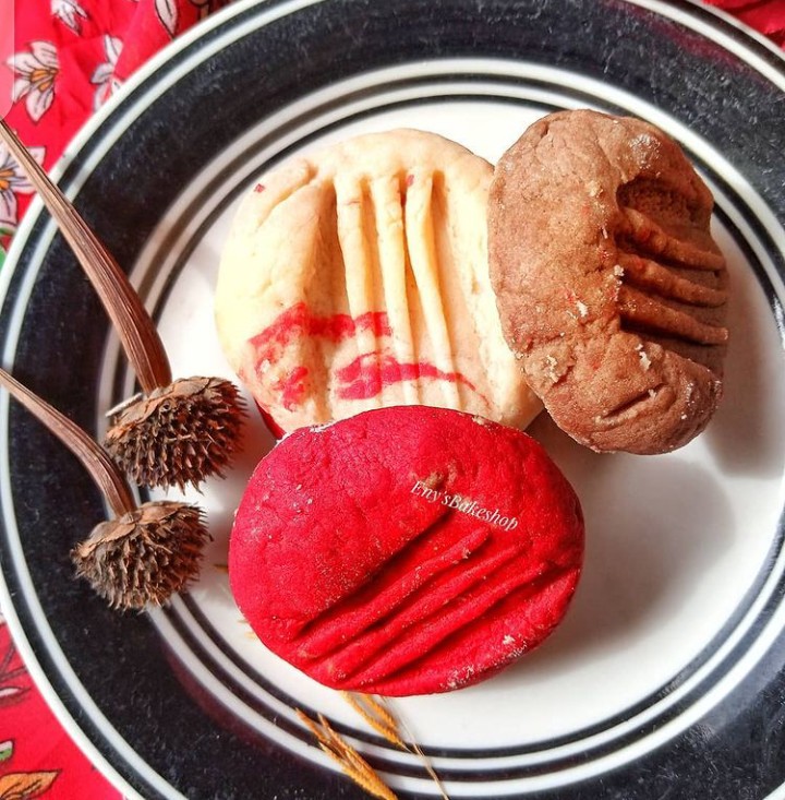 Buy Cookies masterclass by Eny'sBakeshop on Selar