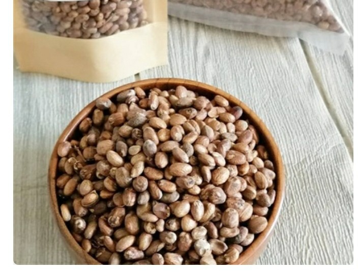 Buy Miracle seeds (1kg) by Famfave Foods and Spices on Selar