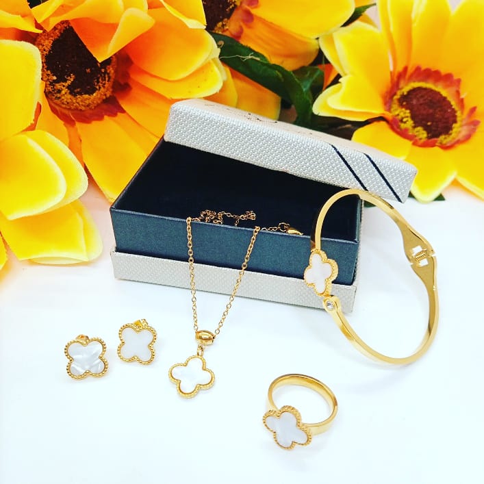 Buy VCA Set (necklace,earrings,bracelet and a ring by Fatimah Dolapo on ...