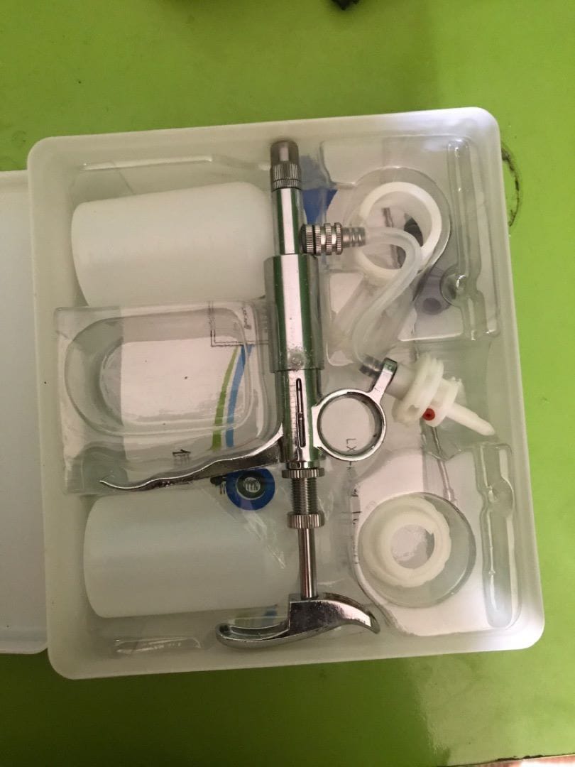 Buy Automatic Poultry injector (0-5ml) by Agunbiade Femi on Selar