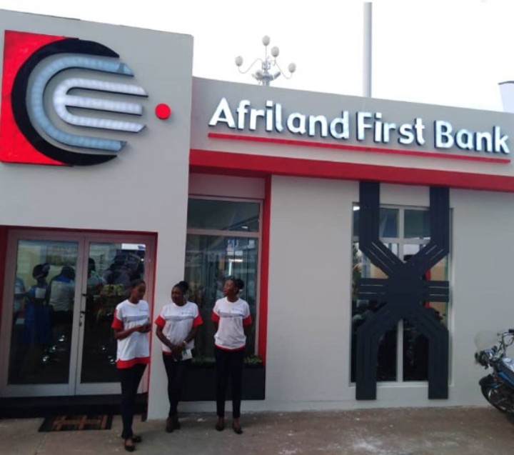 Buy Sara Money by ELIANE TALLOM on Selar