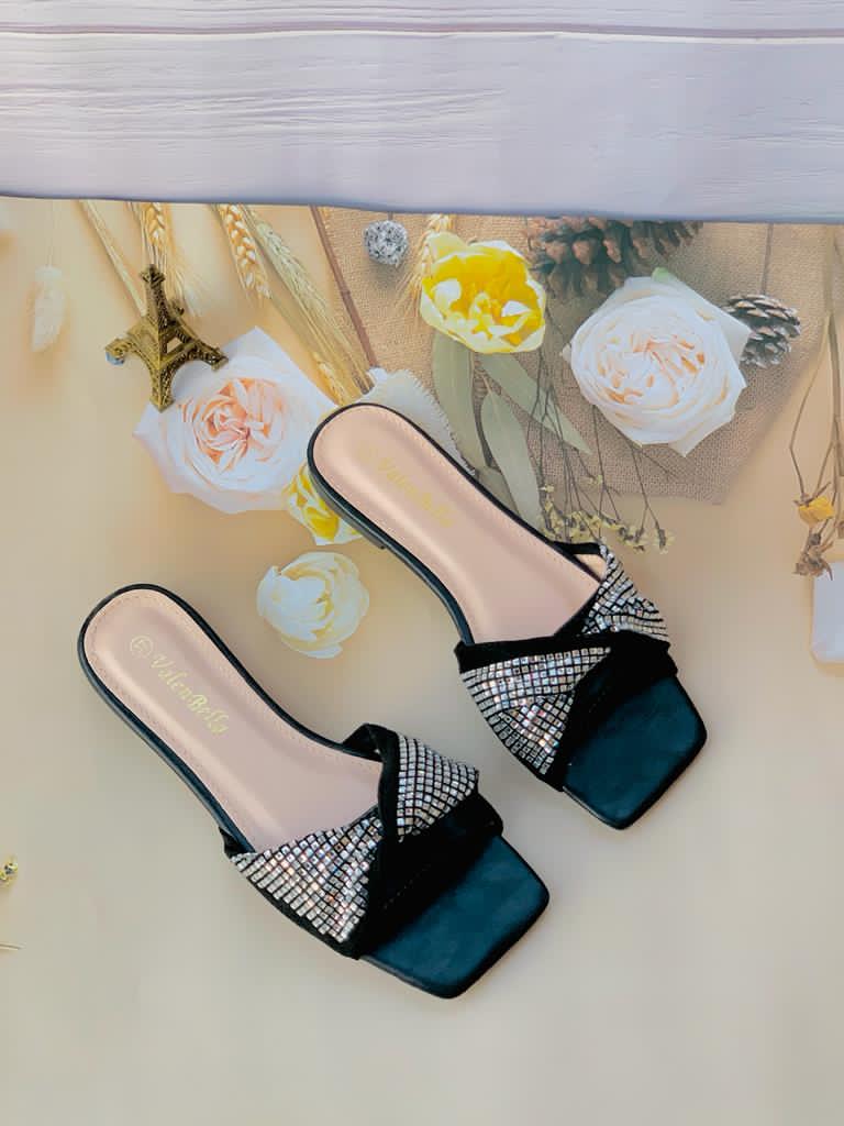 Buy Plat shoes by Faiza muhammad on Selar