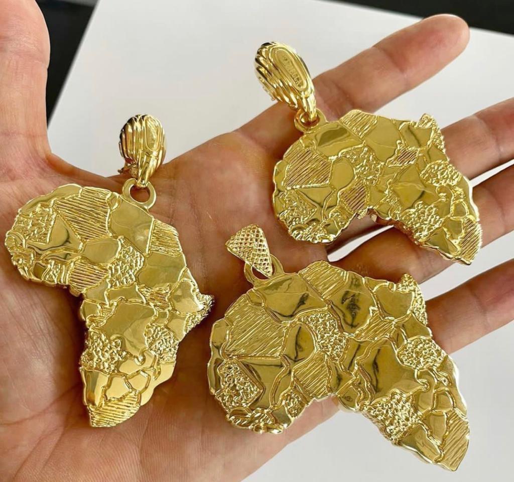 Buy Earring set #013 by Jewelrysense.Gold on Selar