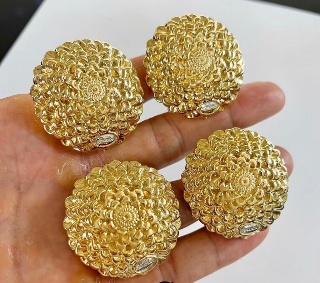 Buy Jewelry set Gold #008 by Jewelrysense.Gold on Selar