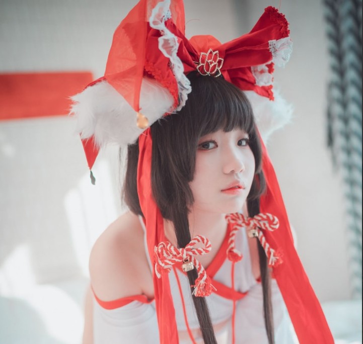 Buy GSDFAGDSFH by Kaylee Damron on Selar