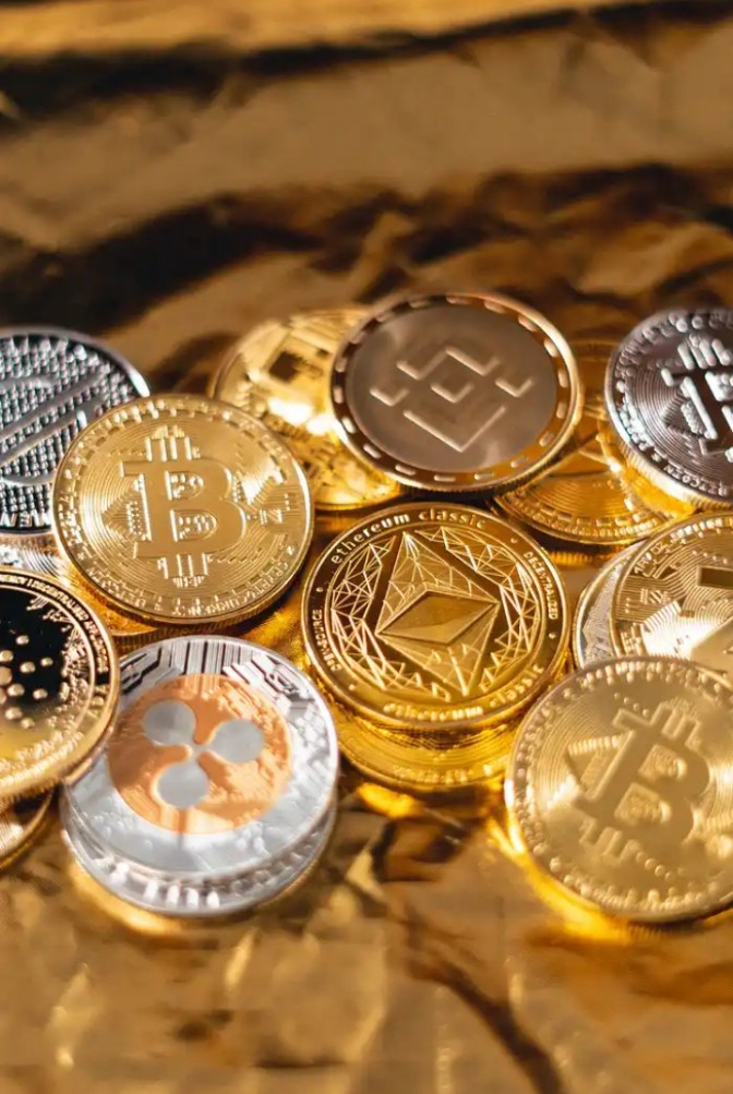 Buy Introduction to Crypto currency by Mbaogu Kingsley Enyinnaya on Selar