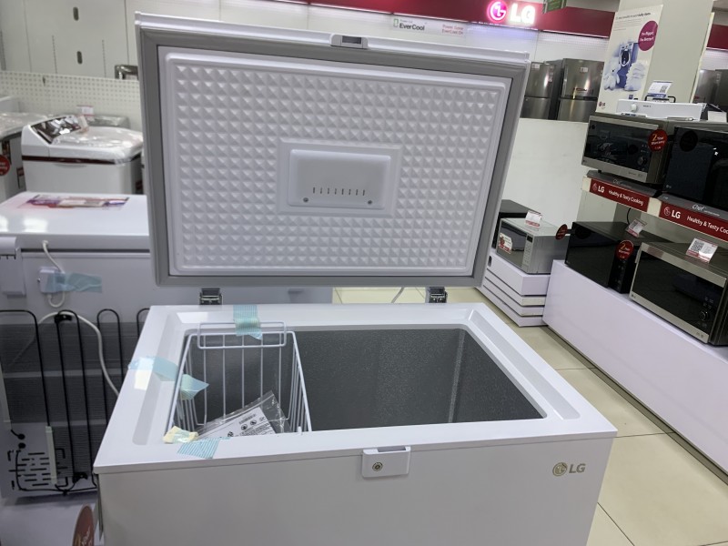 Buy LG 140 Litre Fast Cooling Energy Saving Chest Freezer by ADEYEMO Mercy Funke on Selar
