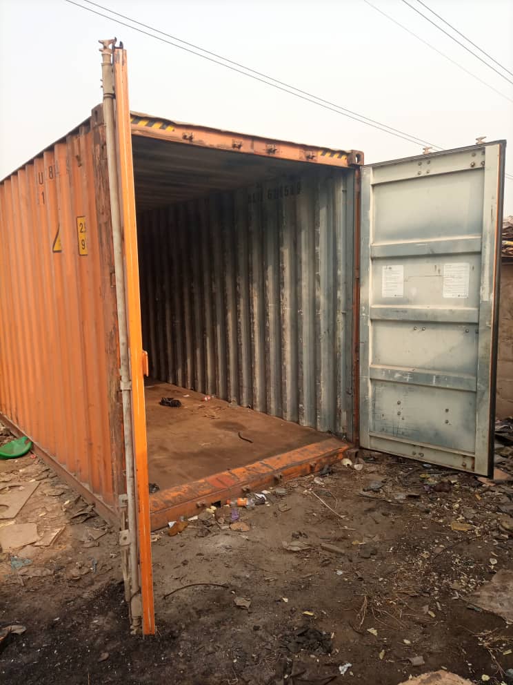 Buy 20ft container by Momoh progress on Selar