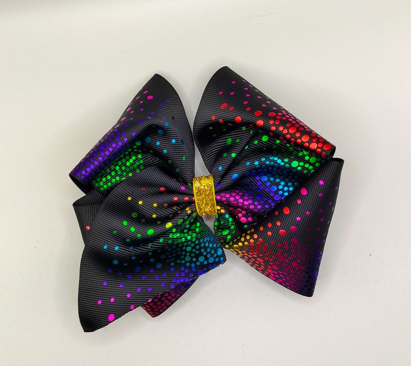 Buy Leyla hairclip by Temitope Alogba on Selar