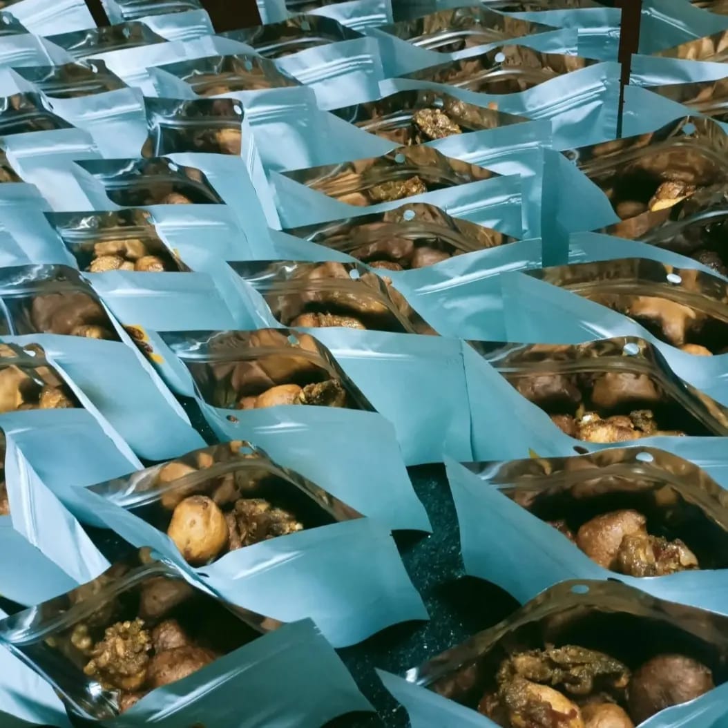 Buy Small chops pouch by Rachie Kitchen on Selar