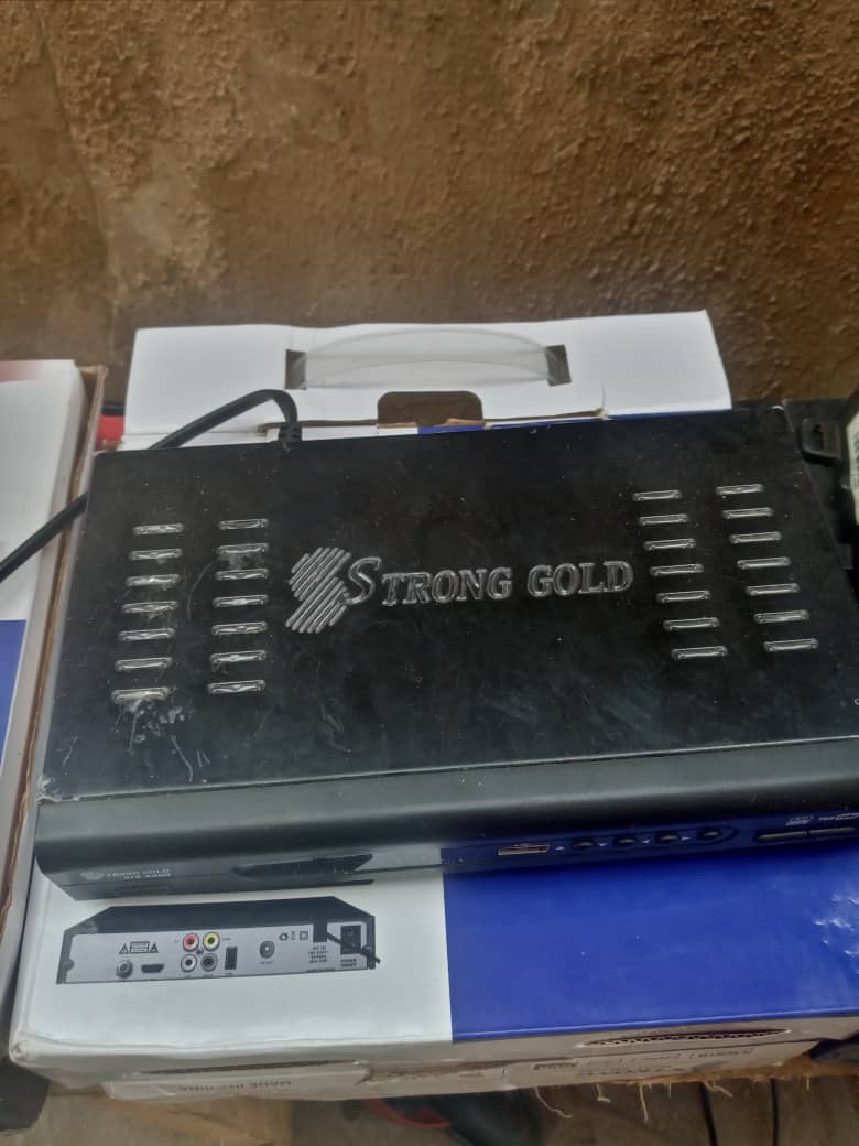 Buy Strong gold srt 4980 by MBANZA yeto Bernard on Selar