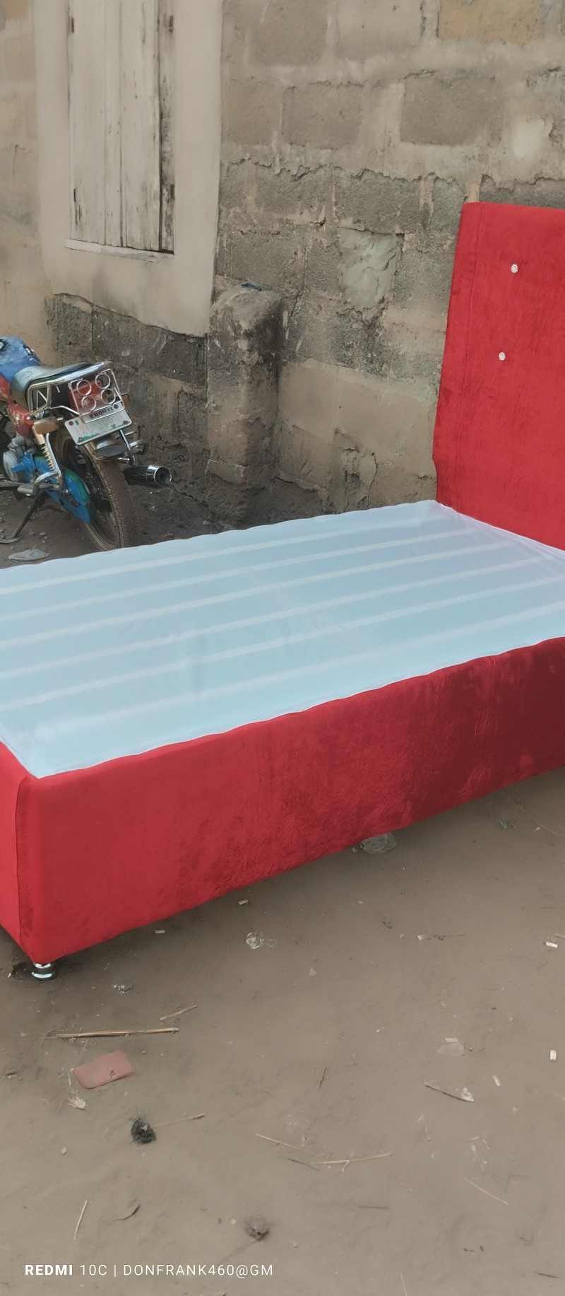 Buy Santer table by Mbam Friday obinna on Selar