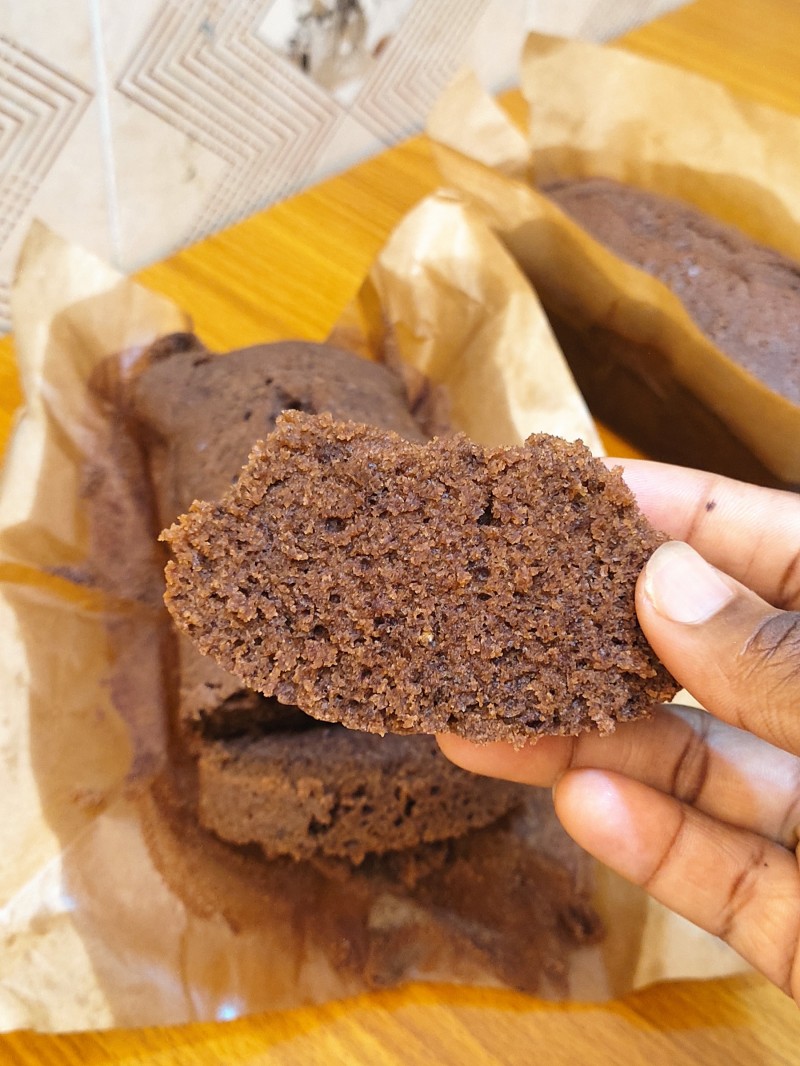 Buy Oil based Chocolate Cake recipe. by Adisa Olamide Adebimpe on Selar
