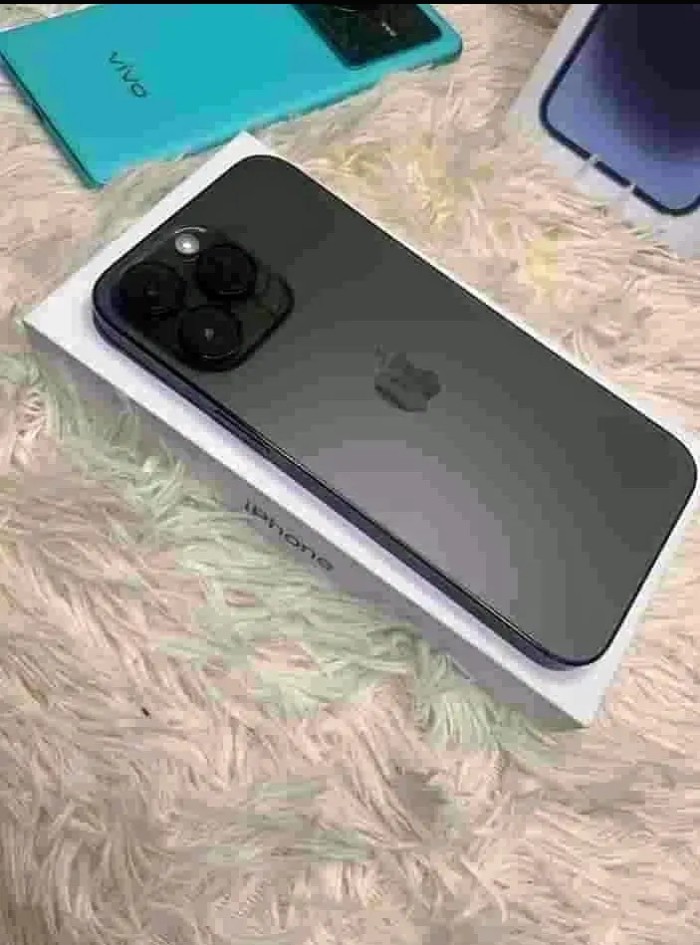 Buy Iphone 14 pro max by Nwachukwu Uchenna on Selar