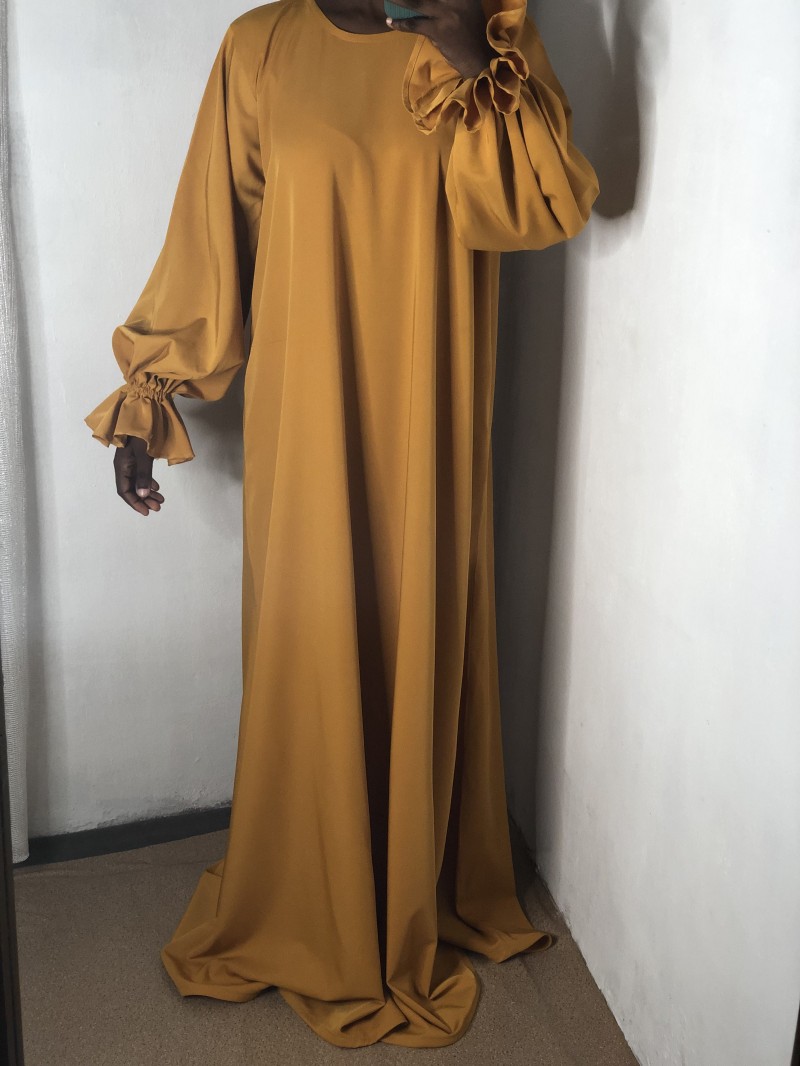 Buy AFIYA Abaya set by Abdullahi Halimah on Selar