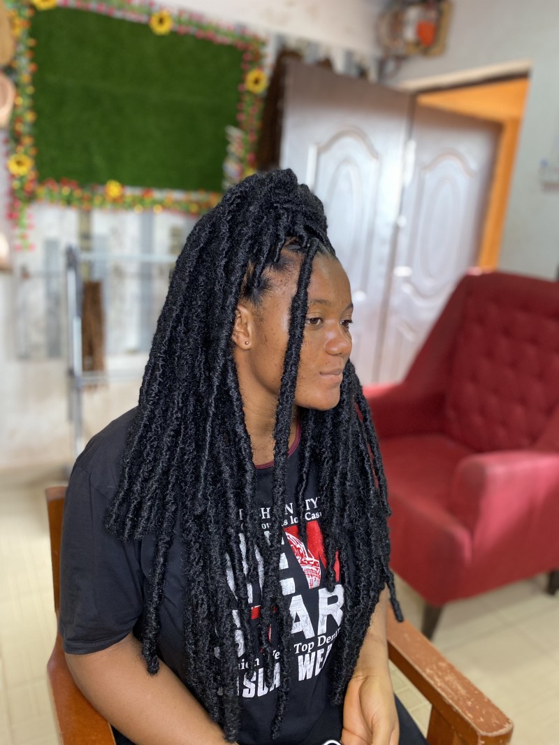 Buy Mid length Jumbo locs by LOCS JUNGLE on Selar