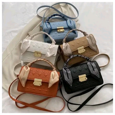 Buy Handbag by Kelechi Uchime on Selar