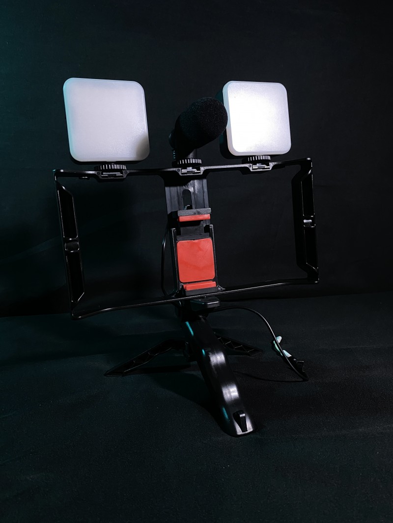 Buy Vlogging kit by Sovtec on Selar