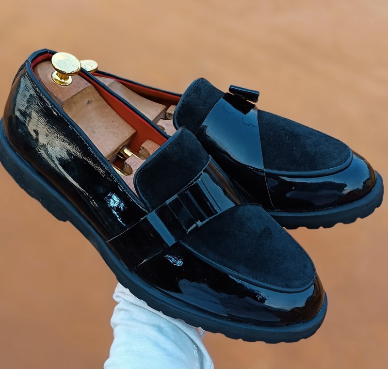 Buy Executive wetlooks shoe black by Adewole Sulaimon Olamilekan on Selar