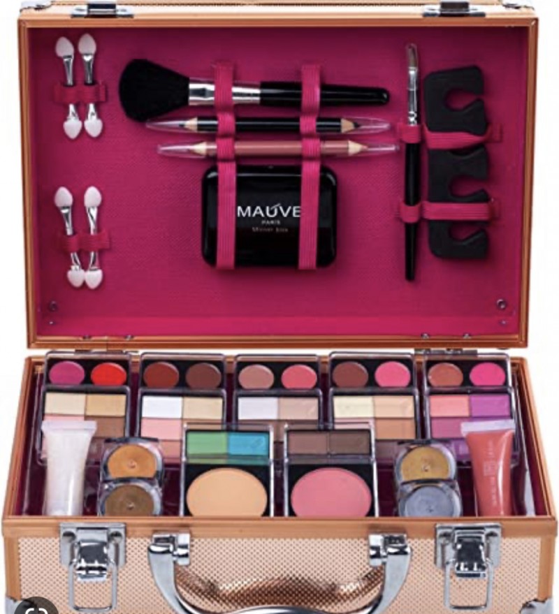 Subscribe Debs makeup by Deborah Gabriel on Selar