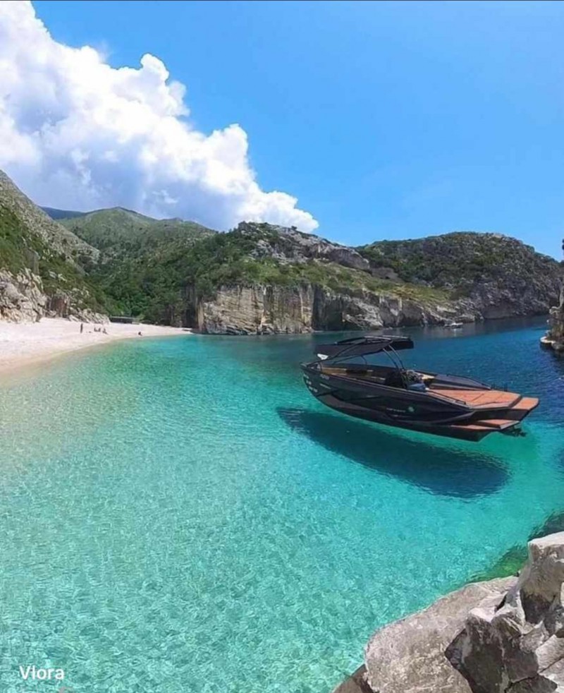 Buy Sea Boat by Duda Laqe on Selar