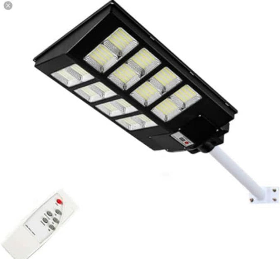Buy Solar street light 2000w by Maduka Theophilus on Selar