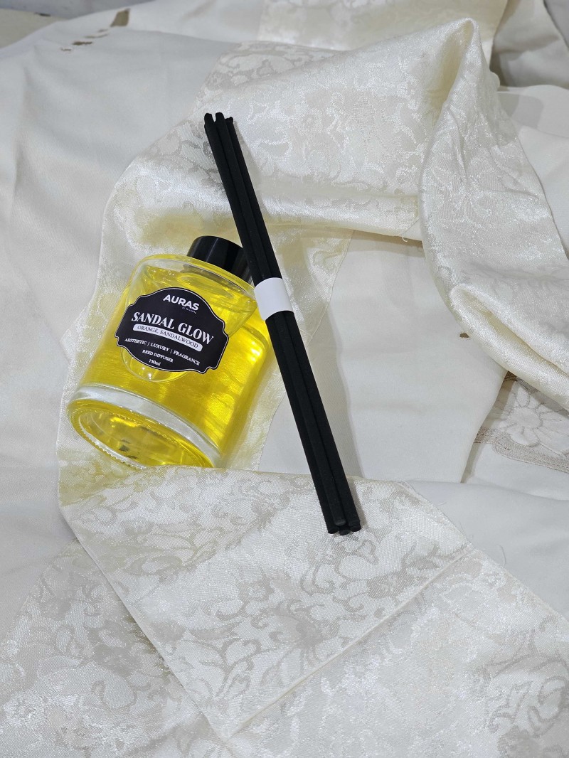 Buy Sandal Glow Reed Diffuser 50ml by AURAS BY BOOM84 on Selar