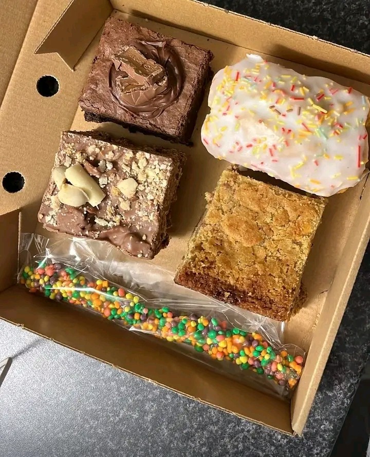 Get 4 Random Bakes/Cannabarz + 1 Pack of Sweets by Mary Jane Bakes on Selar