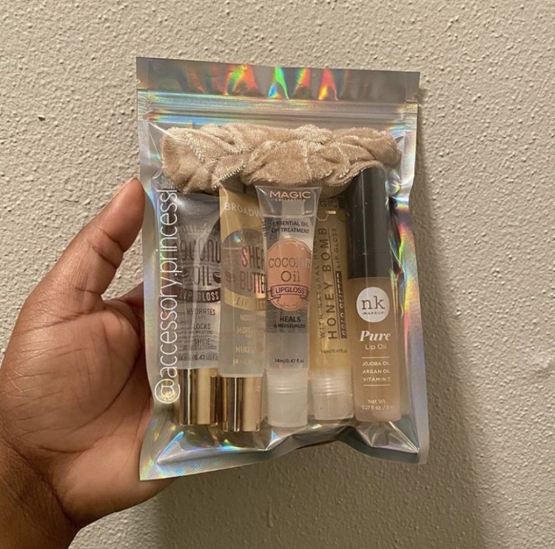 Buy Lip gloss bundle by Ola Accessories on Selar